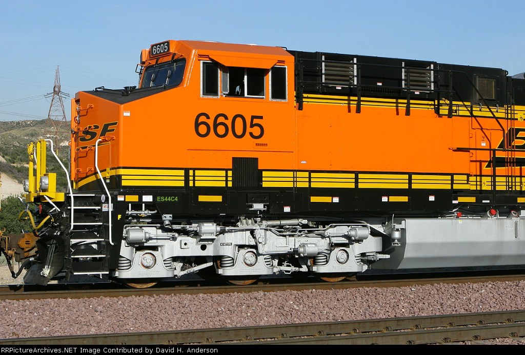 BNSF 6605